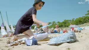 Margaux Rossi Valérie Dashwood Hôtel de la plage s01 02 FR 2014