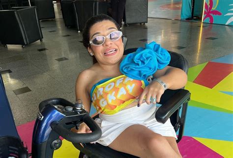 Pequena Lo apresenta o primeiro namorado saiba quem é