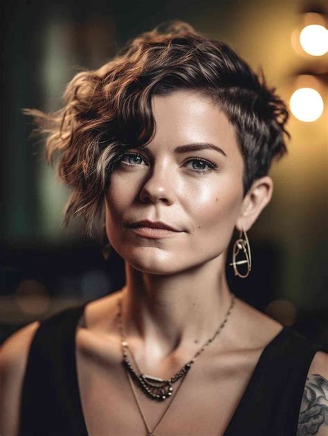 50 Gorgeous Short Wavy Haircuts Trending In 2024 Crafts Love
