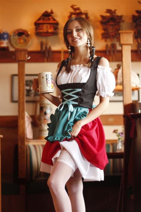 Traditional Dirndl Oktoberfest Woman Dirndl Dress German Beer Girl