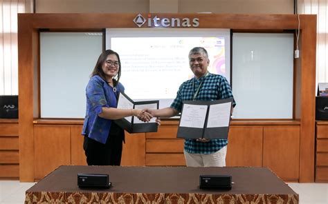 PENANDATANGANAN MOU DAN MOA ITENAS BANDUNG DAN BISNIS BALI ARSIP FOTO