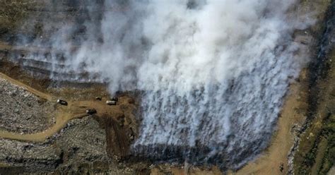 Cerro Patacón Bomberos controlan un nuevo incendio en Cerro Patacón