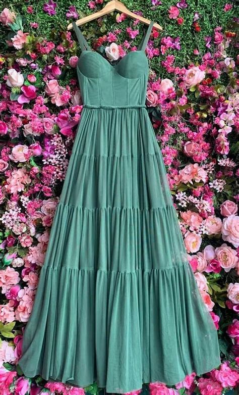 Vestido longo verde oliva 40 fotos modelos e tendências para