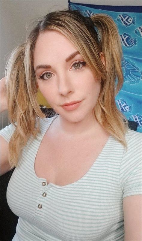 Do I Look Innocent Scrolller