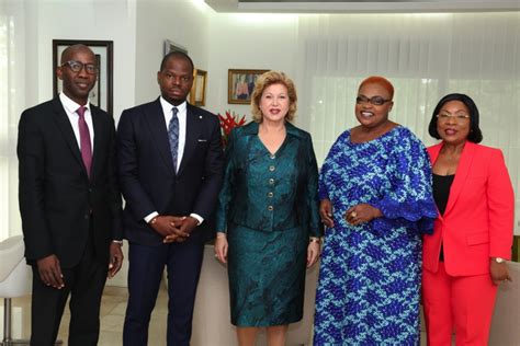 La Première Dame Madame Dominique Ouattara a reçu l actrice comédienne