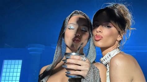 El Apasionado Beso De Emilia Mernes Y Tini Stoessel Que Hizo Estallar