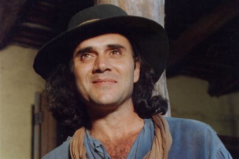 O Rei do Gado Almir Sater relembra gravação da novela e emociona
