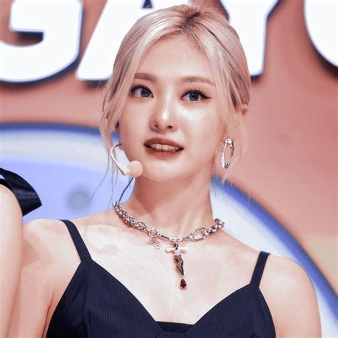 𝐃𝐄𝐒𝐂 Aespa æspa Aesthetic Icon Ningning Ning Yizhuo Jeo Ye Tak