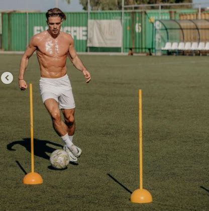 Jack Grealish Looks Amazing As He Trains Shirtless In Greece Fresh