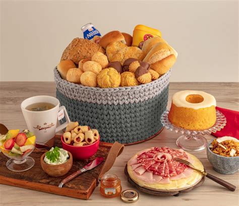 Cesta Café da Manhã Tradicional Padaria Requinte