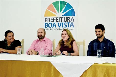 Prefeitura Boa Vista empossa novos servidores de saúde e administração