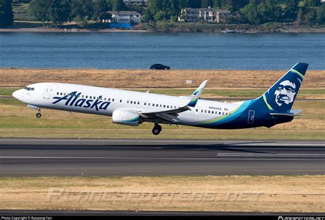 N435AS Alaska Airlines Boeing 737 990ER WL Photo By Ruoyang Yan ID