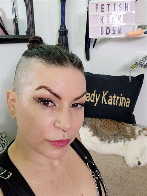 The Lady Katrina On Twitter Sinful Service Sunday ~ Get On Your Knees And Space Buns Let You