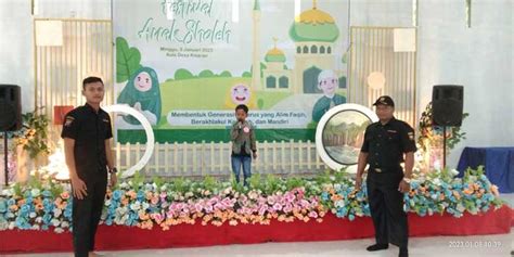 Menembus Jarak Tanpa Batas Pengcam Senkom Bantu Festival Anak Sholeh
