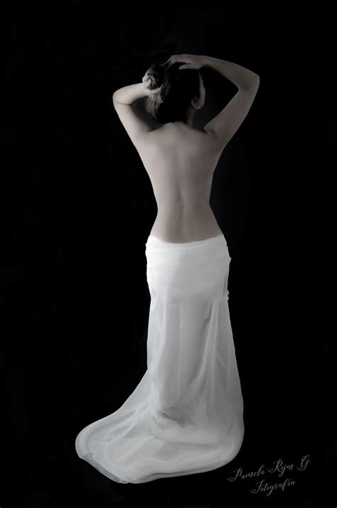 Desnudos Femeninos Artísticos