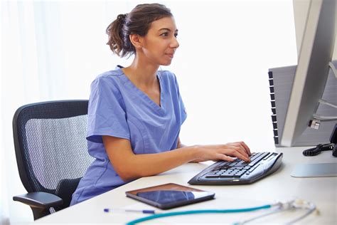 Klinisk Sygeplejespecialist Med Forskerkompetencer Til Afdeling For