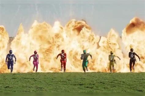 Están de regreso lanzan espectacular tráiler de Power Rangers ayer