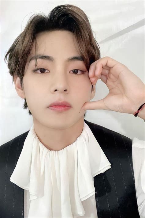 Bts Taehyung Jimin Jungkook Kim Namjoon Yoongi Sistema Solar I