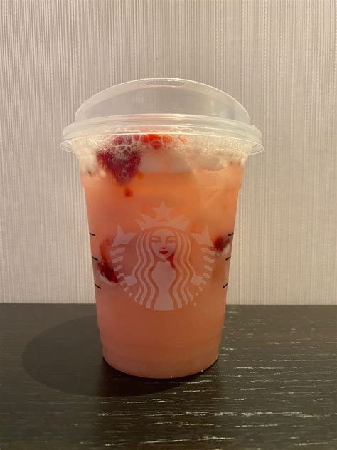 Starbucks Apron Colors Heres What They Mean In 2025
