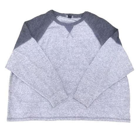 Pin on Ruhák Clothes Fashion Outfits