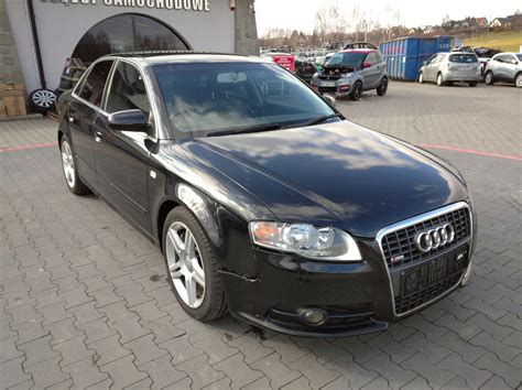 AUDI A4 B7 B6 LISTWY DRZWI S LINE KOMPLET LZ9Y AUDI A4 B7 B6 LISTWA
