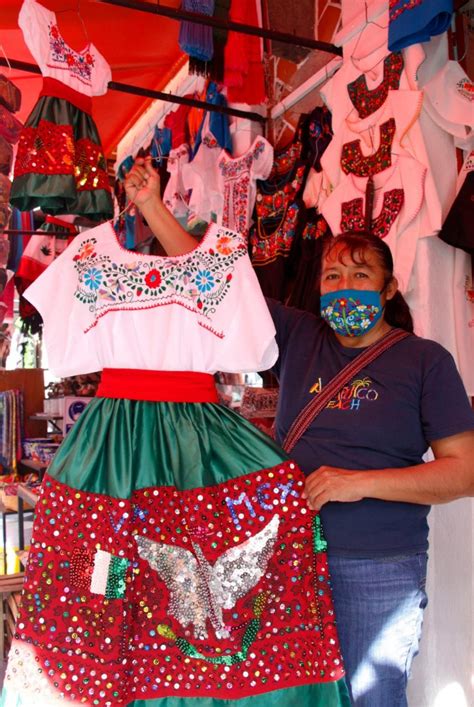 China Poblana Vestimenta Tipica Del Estado De Puebla Jesus Off