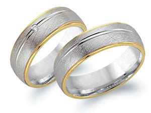 Eheringe CERA3020 aus Weiß Gelbgold online bestellen