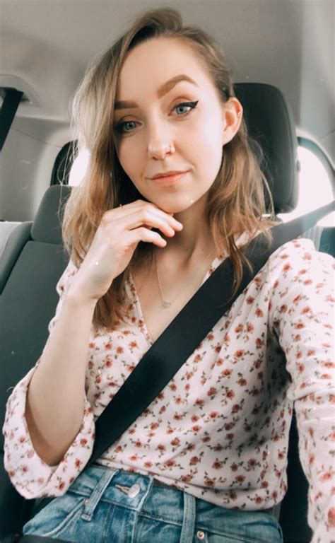 23f Recent Car Selfie Rselfie