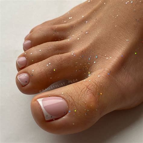Jak przygotować się do pedicure w salonie kosmetycznym Jakie są