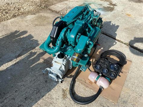 Moteur T Volvo Penta Casse Marine Enl Vement