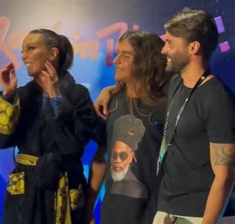 Marido de Ivete Sangalo se emociona após show da cantora o filho no