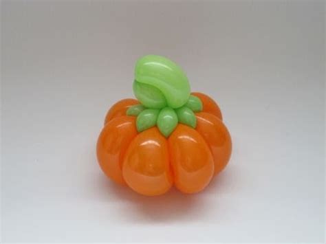 Pumpkin Balloon Tutorial Video Balloontube With Graham Lee Youtube