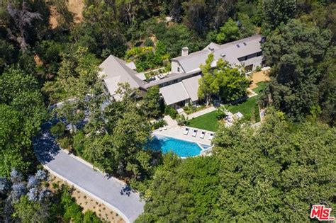 Benedict Canyon Drive Beverly Hills Ca Compass