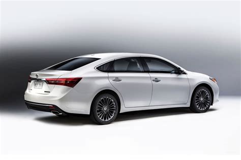 2018 Toyota Avalon Pictures 134 Photos Edmunds