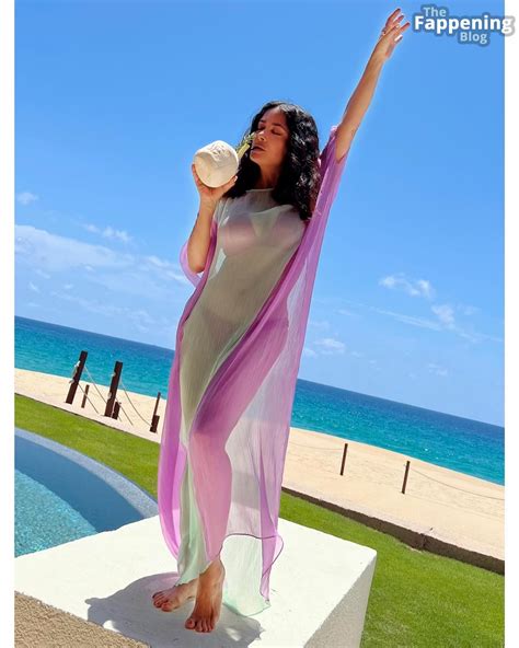 Salma Hayek Sexy 11 Photos TheFappening
