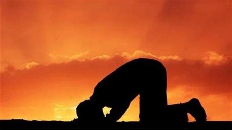 Rüyada Namaz Kılmak Ne Anlama Gelir Rüyada Namaz Kıldığını Namaz