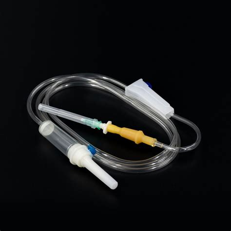 China Disposable Sterile IV Infusion Administration Set China