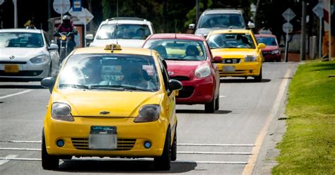 Pico y placa para taxis 2 al 31 de enero de 2023 en Bogotá horarios