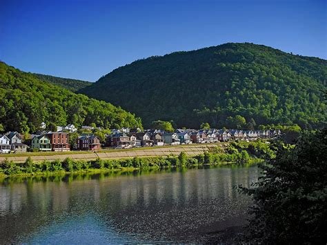 Visit These 12 Incredible Charming Small Towns In Pennsylvania One For