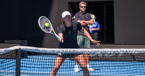 Australian Open Świątek Kenin Kiedy mecz O której Gdzie oglądać