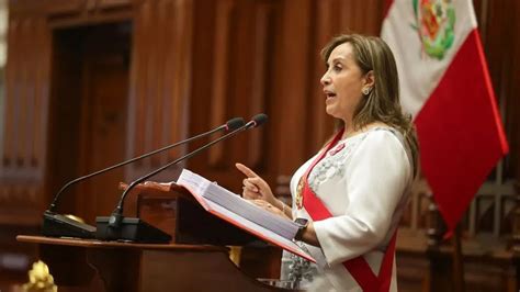 Dina Boluarte tomó juramento a cuatro nuevos ministros NODAL