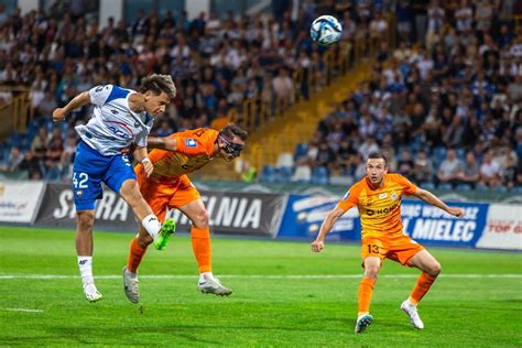 PKO Ekstraklasa PGE Stal Mielec gra w piątek z Koroną Kielce Dla