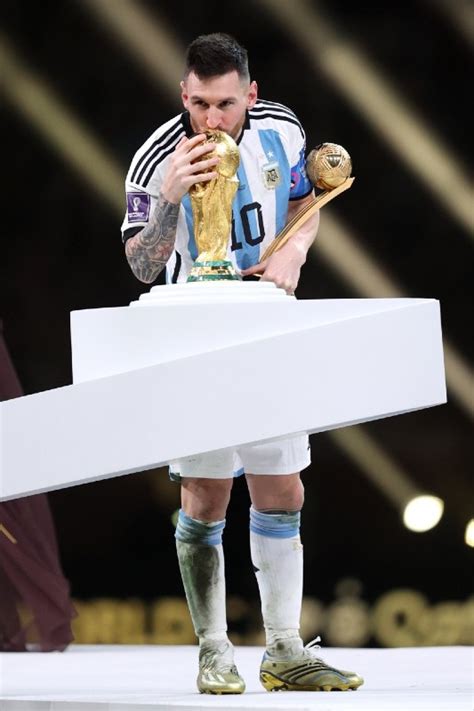 Messi Quiero seguir viviendo unos partidos como campeón del mundo