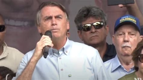 Na Bahia Bolsonaro Pede Votos Para ACM Neto
