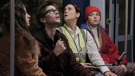 Terror En El Metro Grabado Con El M Vil Lo Nuevo De Playz Noticias