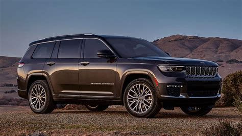 2023 Jeep Grand Cherokee SUV Overview Dan Cummins CDJR