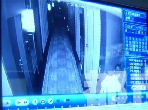 Đưa bạn gái say xỉn vào khách sạn rồi bỏ đi chơi chàng trai khiến cô