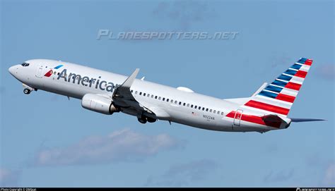 N922AN American Airlines Boeing 737 823 WL Photo By OMGcat ID