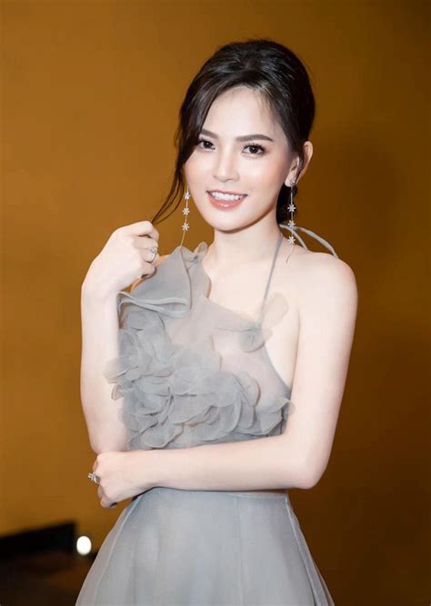 Vẻ nóng bỏng của thánh nữ Mì Gõ Phi Huyền Trang