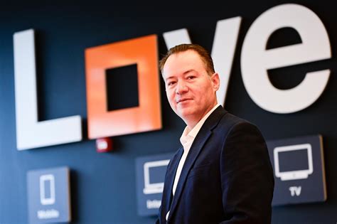 Le CTO d Orange Je ne veux pas gérer des pylônes d antennes mais